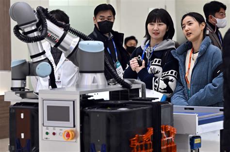 신기한 스마트자율주행로봇 전자신문