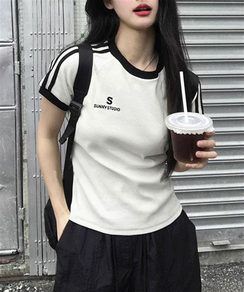 당일출고 삼선라인 반팔티 스포티 크롭숏 반소매 슬림핏 포인트 티셔츠 키작녀 아디다스 얇은 골지 스트라이프 샥배송 대 대학생룩