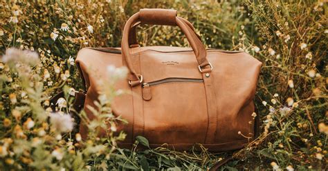 Gusti Leder im Interview | WEIT UND BREIT