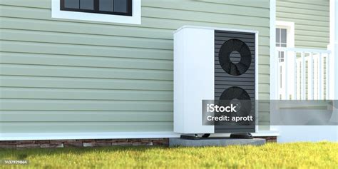 집 외부에 진동 댐퍼가 있는 콘크리트 바닥에 장착된 대형 가상의 공기 소스 히트 펌프의 사실적인 3d 렌더링 열펌프에 대한 스톡 사진 및 기타 이미지 Istock