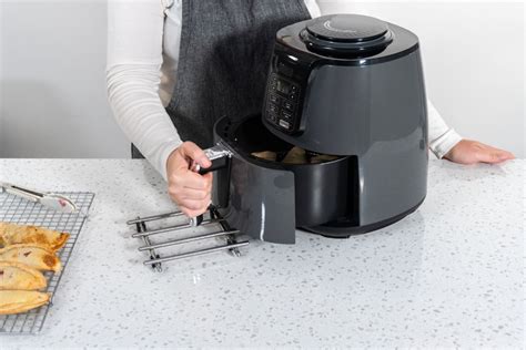 Come Pulire Correttamente La Friggitrice Ad Aria E Gli Errori Da Evitare Ricette Della Nonna
