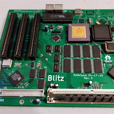 Homebrew 68k Micro Atx Computer Runs Its Own Os Hackaday