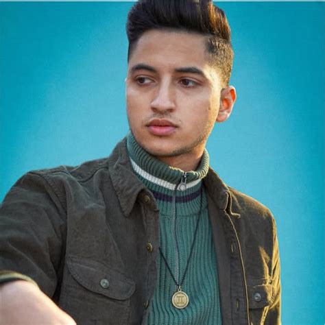 Radek Radek Threads Say More