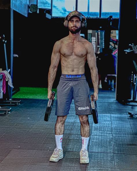 Arshu Ashraf 📈🔜 Instagram