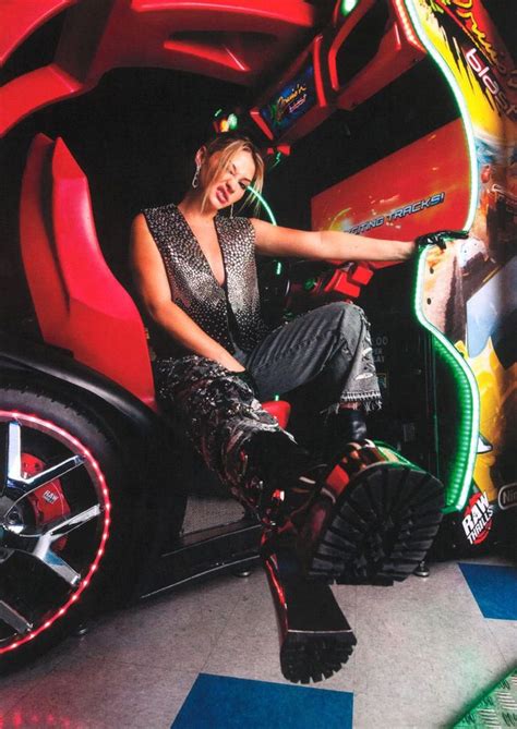 Madelyn Cline Models Photoshoot Celebs Diesel Tops