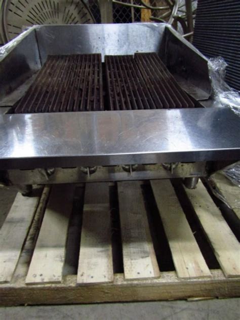 Bakers Pride Tabletop Gas Grill