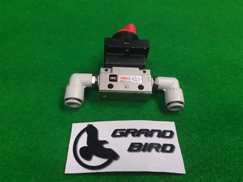 Smc Vm13 Valve And Switch Used Grandbird