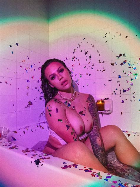 Tw Pornstars Simone The Most Liked Pictures And Videos From Twitter For All Time Page