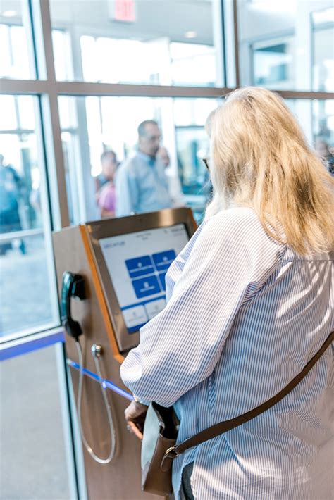 Lobby Kiosk Advanced Kiosks