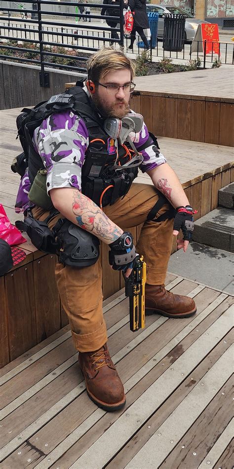 Kit Bashed Agent Cosplay Rthedivision
