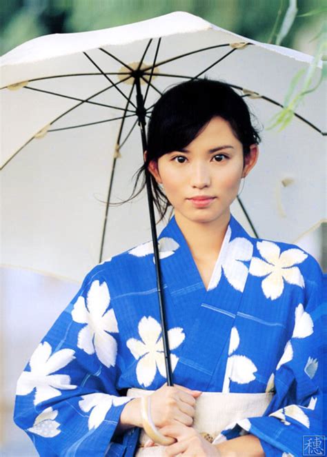 夏日和风吹来 日本和服美女 图 贯通日本资讯频道