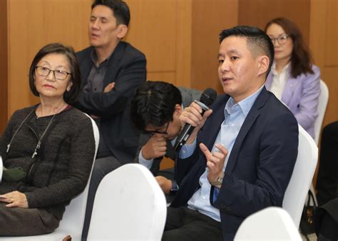 “ХАРИЛЦАА ХОЛБООНЫ СҮЛЖЭЭ ҮЙЛЧИЛГЭЭНИЙ БОДЛОГЫН АСУУДЛУУД” ХЭЛЭЛЦҮҮЛЭГ ЗОХИОН БАЙГУУЛАГДЛАА