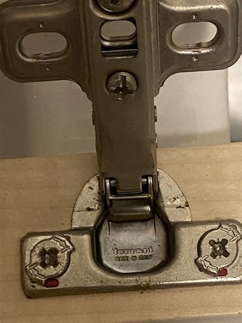 Screw Shape Help How To Remove Ferrari Hinge Rdiyuk