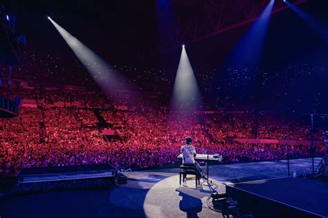 In Photos Bruno Mars Delivers ‘magical Performance During Sold Out