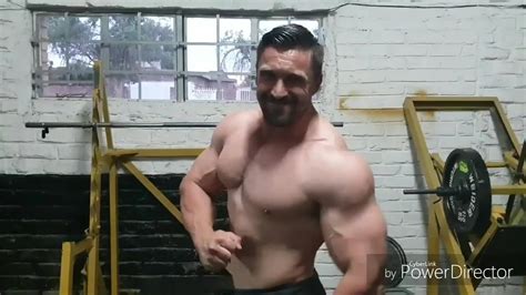 Flexing Big Handsome Super Hot Muscle God Thisvid Com