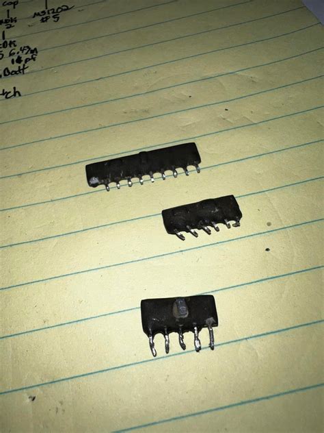 Why A Resistor In Parallel With A Led R Askelectronics