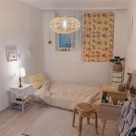 인테리어 가이드 오늘의집 정보부터 쇼핑 시공까지 在 Instagram 上发布：“따뜻함이 느껴지는 방☘️ 🛒사진을 누르면 뜨는 태그를 통해 남은 공간들과 꾸민