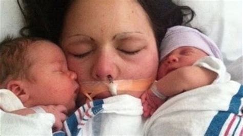 Муж сфотографировал жену перед тем как она отправилась рожать Оказалось на снимке был знак