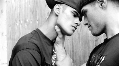 Black And White Gay Twink Gif Poretilike Black And White Gay Twink Gif Poretilike