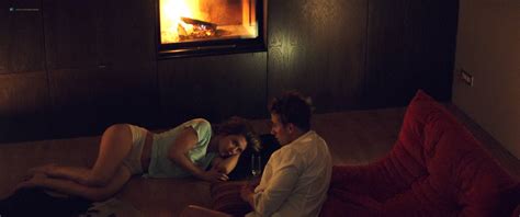 Ad Le Exarchopoulos Nude Topless Butt And Hot Sex Le Fid Le Fr Hd P Web