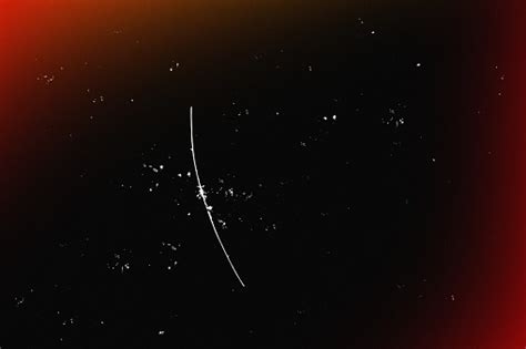 사진 효과 필터 오버레이를위한 굽기 효과가있는 필름 그레인 및 먼지 질감 배경과 벽지를위한 오래된 빈티지 텍스처 효과 질감에 대한 스톡 사진 및 기타 이미지 Istock