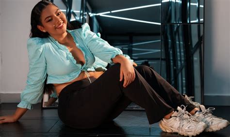 MakenaCarter S Live Cams Bio Page Literotica Cams