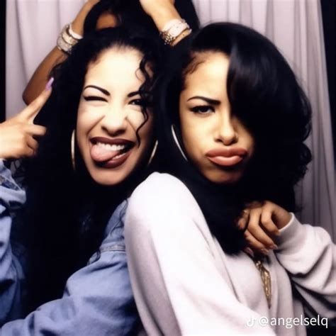Selena Aaliyah Selena Quintanilla Celebrity Selfies Pretty Celebrities