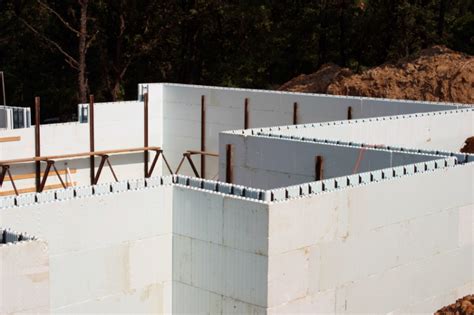 Building With Expanded Polystyrene Au