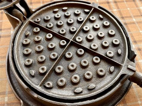 Wow Rare Kwikbake Low Base Waffle Iron Etsy