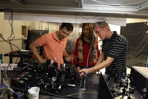 A New Model In Optical Fibers Advances Quantum Sensing