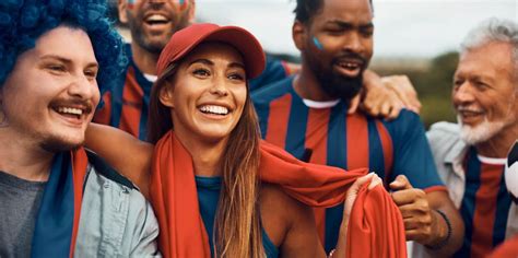 3 Sly Ways To Be The Kind Of Girl All Guys Want The Romance Code YourTango