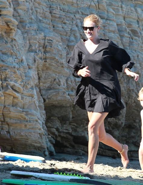 Rosie Huntington Whiteley On The Beach In Malibu 08092020 • Celebmafia