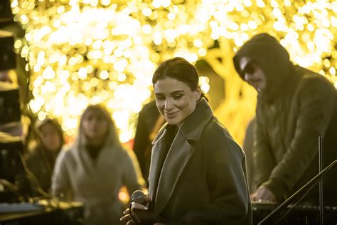 გიზიარებთ სითი მოლის სკვერში City Mall • სითი მოლი