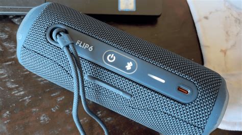 JBL Flip Speaker Review TechGadgetsCanada Com