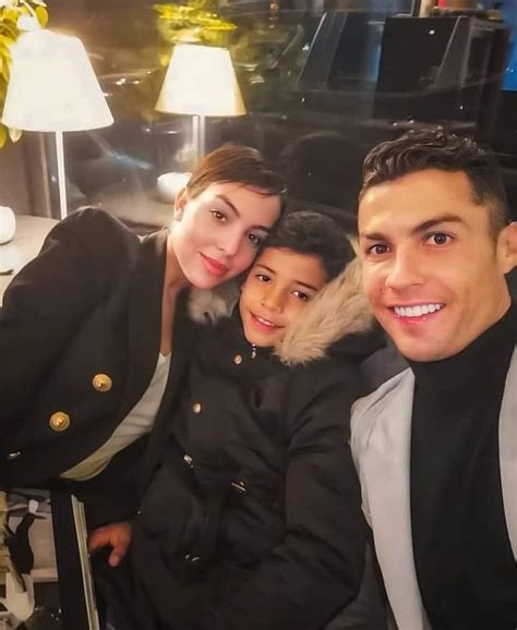 Georgina Rodriguez Shares Father S Day Tribute To Cristiano Ronaldo