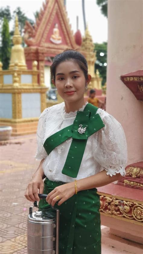 ស្រីស្អាតចង់ប្លែកមាត់ចាប់សត្វក្រៀលមកធើ្វម្ហូបអាហារត្រូវសមត្ថកិច្ចហៅសួរនាំ ស៊ីក្លូខ្មែរប៉ិស្តិ៍