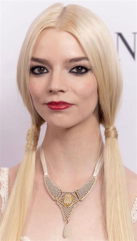 Anya Taylor Joy Anya Taylor Joy Anya Joy Glamour Modeling