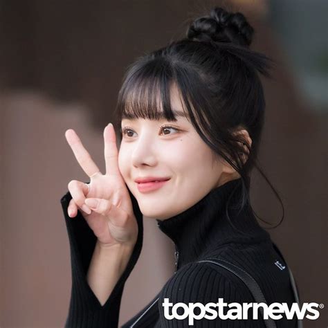 권은비 귀여움 권은비의 영스트리트 출근길 [hd포토] 네이트 연예