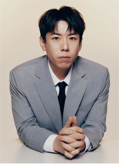 더쿠 소속사 로 옮긴 개그맨 양세찬 New 프로필 사진