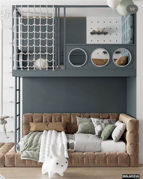 Дизайн детской комнаты кровать на втором ярусе и полка для книг