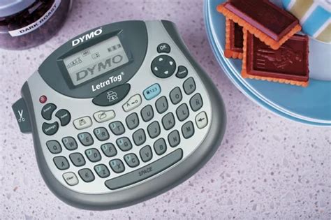User Manual Dymo Letratag Lt 100t English 24 Pages