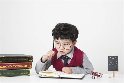230 공부하는 학생 사진 무료 Hd 공부하는 학생 이미지 사진 다운로드 Lovepik