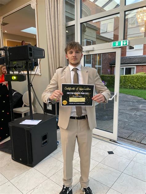 Year 11 Prom 2023 Smestow Academy