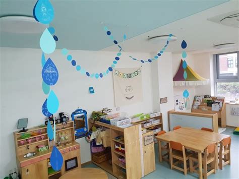 [물방울 꾸미기] 비오는날 물방울 물방울그림 환경과우리생활 역할영역환경구성 역할영역 쌓기영역 어린이집환경구성 유치원환경구성 비 어린이집평가인증 평가인증환경구성 유치원평가