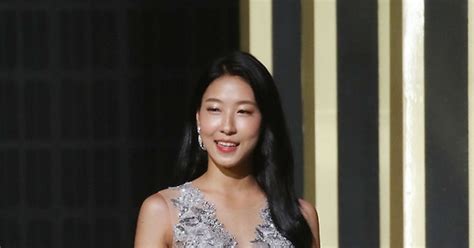 우희준 우아하게