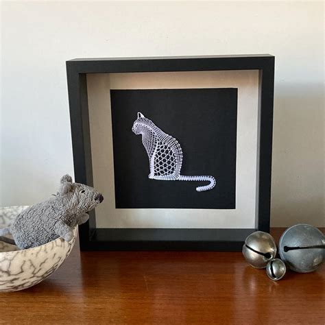 Digital Pattern For A Bobbin Lace Cat With Instructions In French And