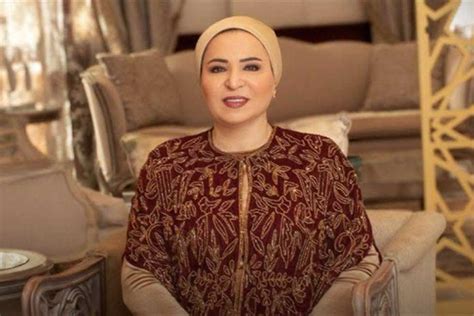 السيدة انتصار السيسي تتواصل هاتفيًا مع والدة الملازم أول نور امتياز