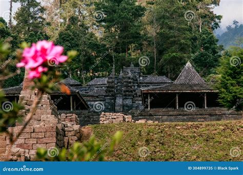 Candi Ceto Pyramid Stock Image 181063117