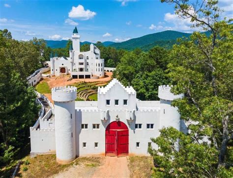 Magical Ways To Enjoy A Helen Georgia Christmas In