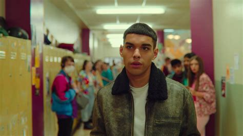La Primera Vez Que Eric Vio A Rahim Otis Sex Education